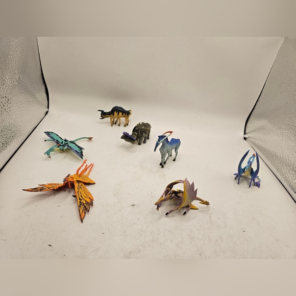 Source Unknown | Toys | Disney Parks World Of Avatar Figure Toy Cake ...